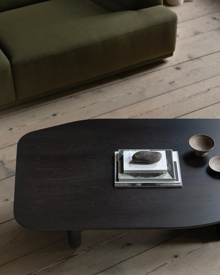 Slant coffee table | Studio HENK