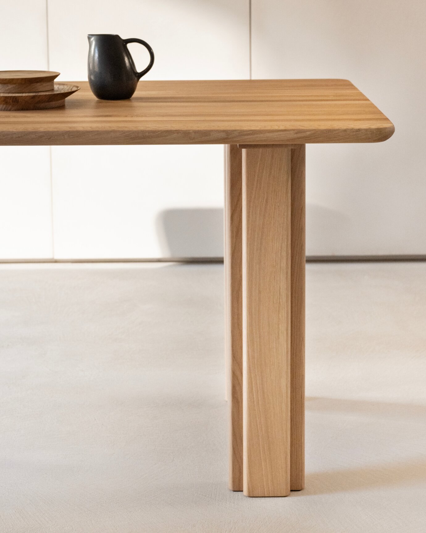 Paste dining table: Space of elegance | Studio HENK